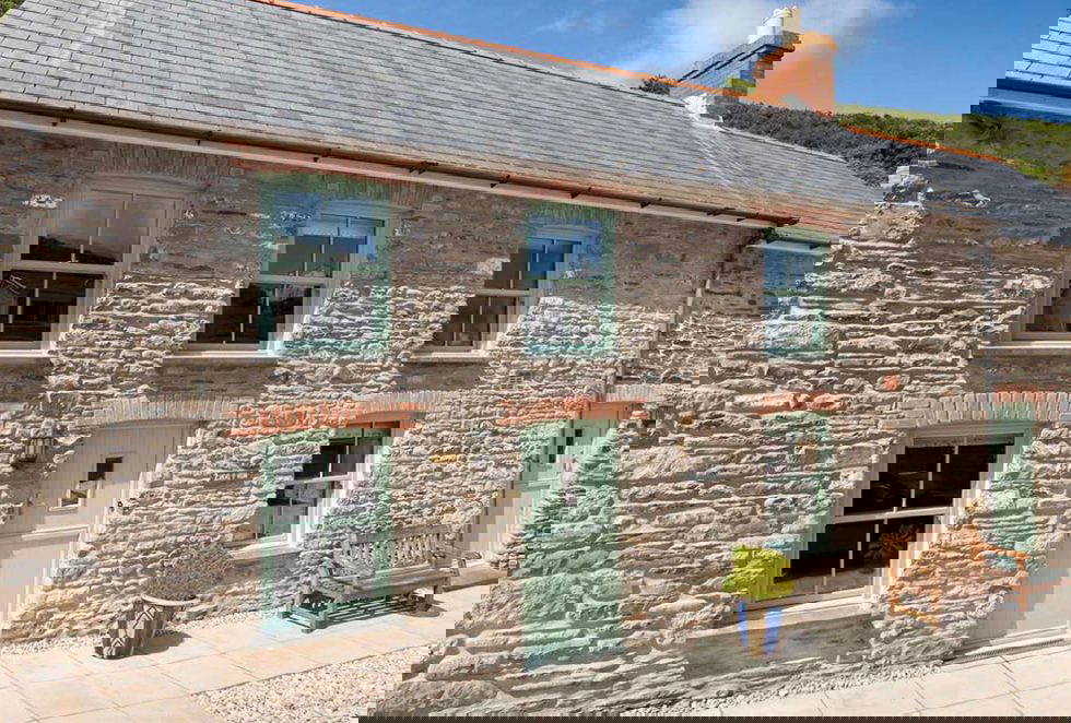 uPVC Sliding Sash Windows - Facade Creations